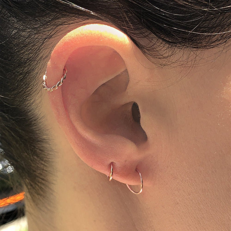 Twisted Hoop 14K Gold Seam Ring | Fine Piercing Jewelry – FreshTrends